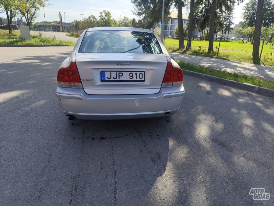 Вольво С60 2006 в Укмерге, объемом двигателя 2.40 л и пробегом 342 тыс. км за 1350 €, фото 6 на AUTOMOTO.COM.LV