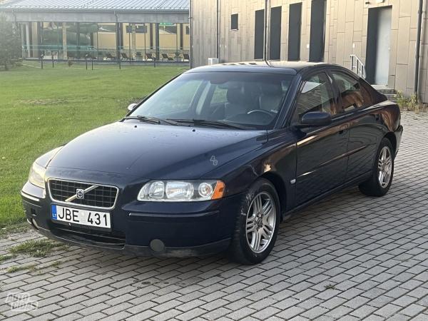 Volvo S60 2006 Tauragė, ar dzinēja tilpumu 2.40 L un nobraukumu 400 tūkst. km par 1150 €, foto 1 vietnē AUTOMOTO.COM.LV