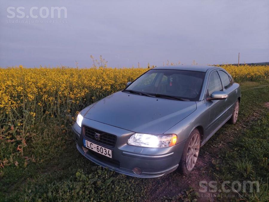Volvo S60 2007 in Ludza, with an engine capacity of 2.40 L and mileage of 0 thousand km for 1400 €, photo 1 on AUTOMOTO.COM.LV