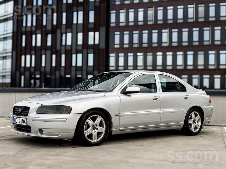 Volvo S60 2007 in Riga, with an engine capacity of 2.40 L and mileage of 358 thousand km for 1190 €, photo 2 on AUTOMOTO.COM.LV