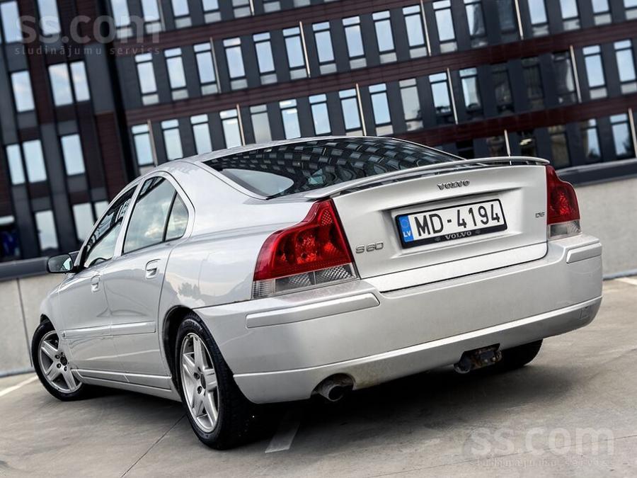 Volvo S60 2007 in Riga, with an engine capacity of 2.40 L and mileage of 358 thousand km for 1190 €, photo 3 on AUTOMOTO.COM.LV