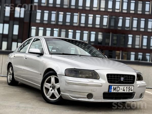 Volvo S60 2007 in Riga, with an engine capacity of 2.40 L and mileage of 358 thousand km for 1190 €, photo 6 on AUTOMOTO.COM.LV