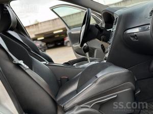 Volvo S60 2007 in Riga, with an engine capacity of 2.40 L and mileage of 358 thousand km for 1190 €, photo 9 on AUTOMOTO.COM.LV