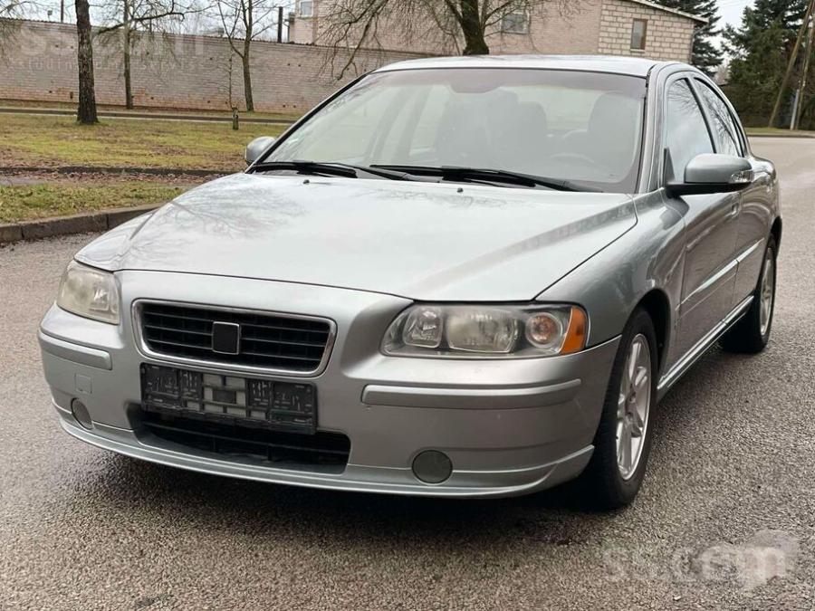 Volvo S60 2007 in Jelgava, with an engine capacity of 2.40 L and mileage of 0 thousand km for 3500 €, photo 2 on AUTOMOTO.COM.LV