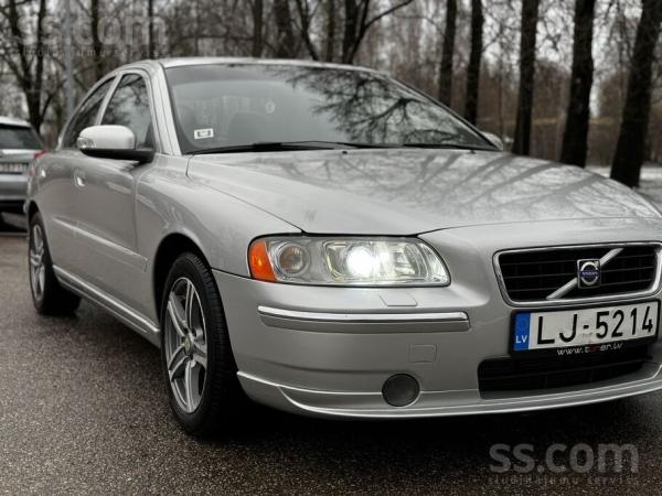 Volvo S60 2007 Jūrmala, ar dzinēja tilpumu 2.40 L un nobraukumu 310 tūkst. km par 4600 €, foto 2 vietnē AUTOMOTO.COM.LV