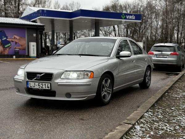 Volvo S60 2007 Jūrmala, ar dzinēja tilpumu 2.40 L un nobraukumu 310 tūkst. km par 4600 €, foto 7 vietnē AUTOMOTO.COM.LV