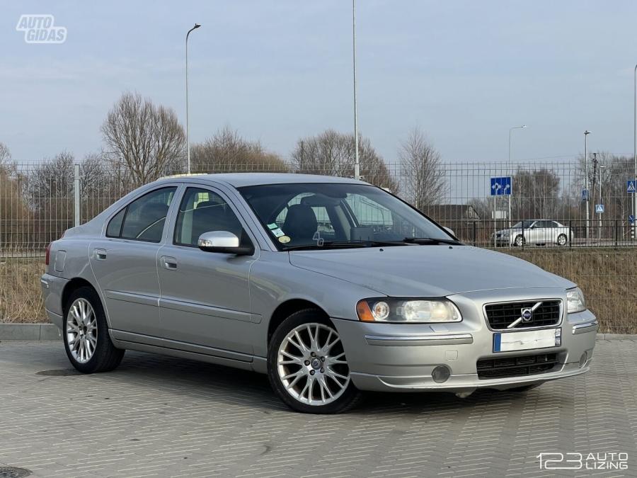 Volvo S60 2007 Tauragė, ar dzinēja tilpumu 2.40 L un nobraukumu 257 tūkst. km par 2100 €, foto 4 vietnē AUTOMOTO.COM.LV