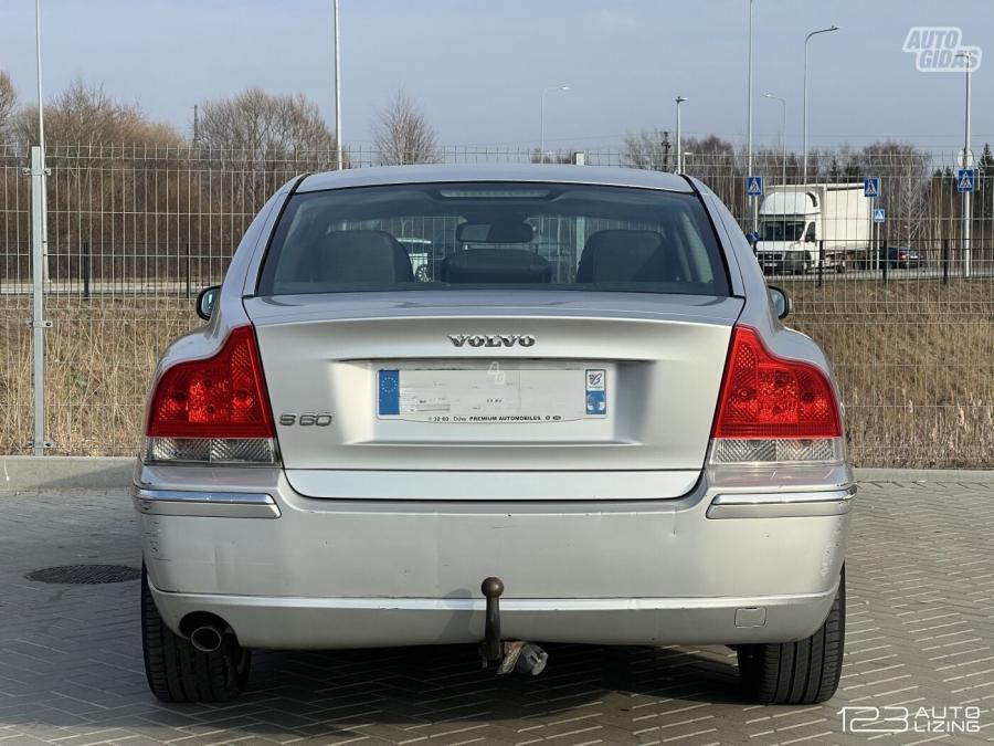 Volvo S60 2007 Tauragė, ar dzinēja tilpumu 2.40 L un nobraukumu 257 tūkst. km par 2100 €, foto 7 vietnē AUTOMOTO.COM.LV