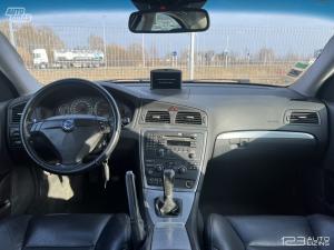 Volvo S60 2007 Tauragė, ar dzinēja tilpumu 2.40 L un nobraukumu 257 tūkst. km par 2100 €, foto 11 vietnē AUTOMOTO.COM.LV