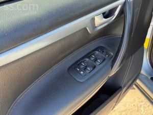 Volvo S60 2007 Rīga, ar dzinēja tilpumu 2.40 L un nobraukumu 270 tūkst. km par 2200 €, foto 11 vietnē AUTOMOTO.COM.LV