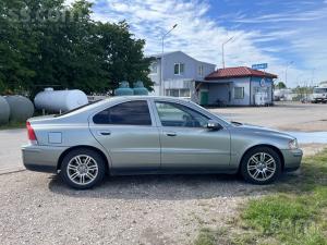 Volvo S60 2007 Tukums, ar dzinēja tilpumu 2.40 L un nobraukumu 330 tūkst. km par 3450 €, foto 3 vietnē AUTOMOTO.COM.LV