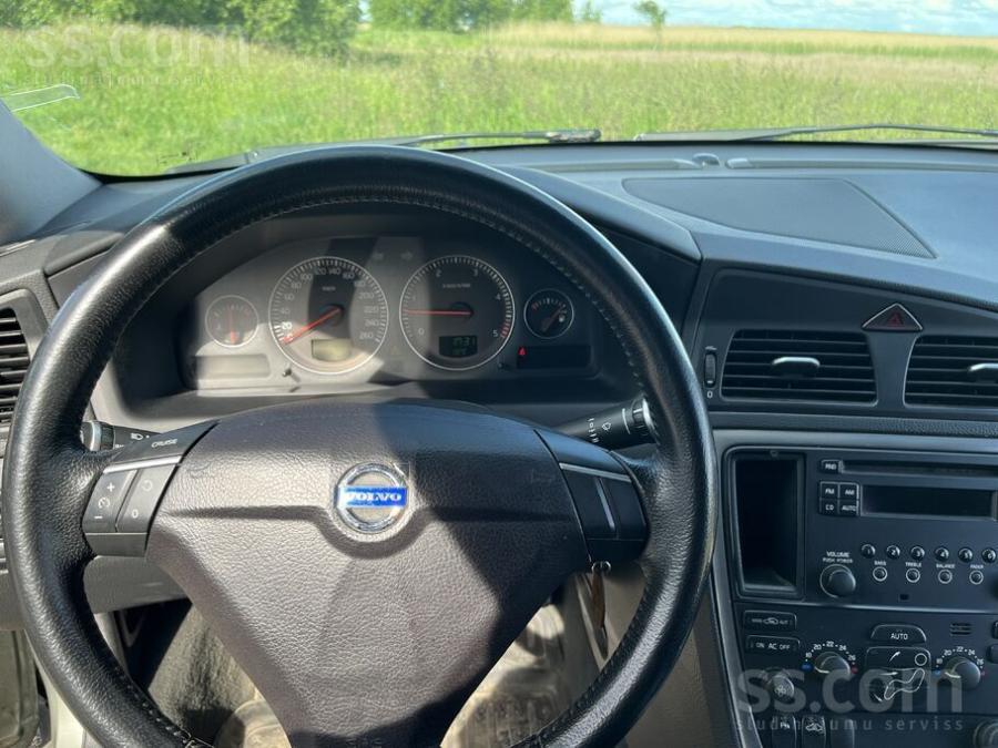 Volvo S60 2007 Tukums, ar dzinēja tilpumu 2.40 L un nobraukumu 330 tūkst. km par 3450 €, foto 9 vietnē AUTOMOTO.COM.LV