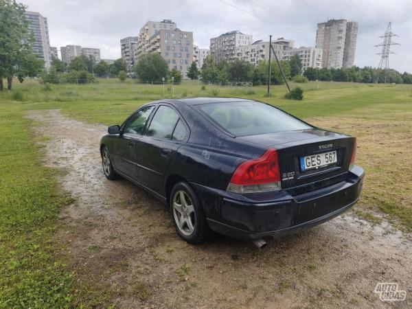 Вольво С60 2007 в Вильнюс, объемом двигателя 2.40 л и пробегом 342 тыс. км за 800 €, фото 7 на AUTOMOTO.COM.LV