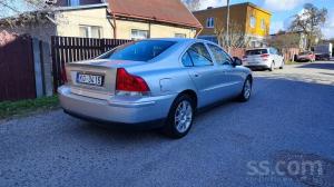 Volvo S60 2007 Rīga, ar dzinēja tilpumu 2.40 L un nobraukumu 323 tūkst. km par 700 €, foto 6 vietnē AUTOMOTO.COM.LV