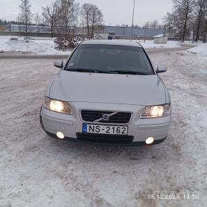 Volvo S60 2007 Jūrmala, ar dzinēja tilpumu 2.40 L un nobraukumu 370 tūkst. km par 2150 €, foto 3 vietnē AUTOMOTO.COM.LV