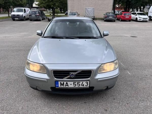 Вольво С60 2007 в Рига, объемом двигателя 2.40 л и пробегом 385 тыс. км за 950 €, фото 2 на AUTOMOTO.COM.LV