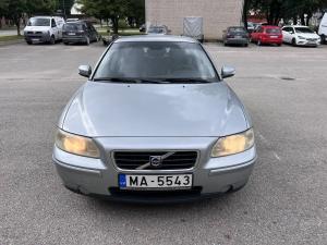 Volvo S60 2007 in Riga, with an engine capacity of 2.40 L and mileage of 385 thousand km for 950 €, photo 3 on AUTOMOTO.COM.LV