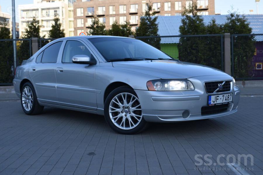Volvo S60 2008 Rīga, ar dzinēja tilpumu 2.40 L un nobraukumu 413 tūkst. km par 3000 €, foto 1 vietnē AUTOMOTO.COM.LV