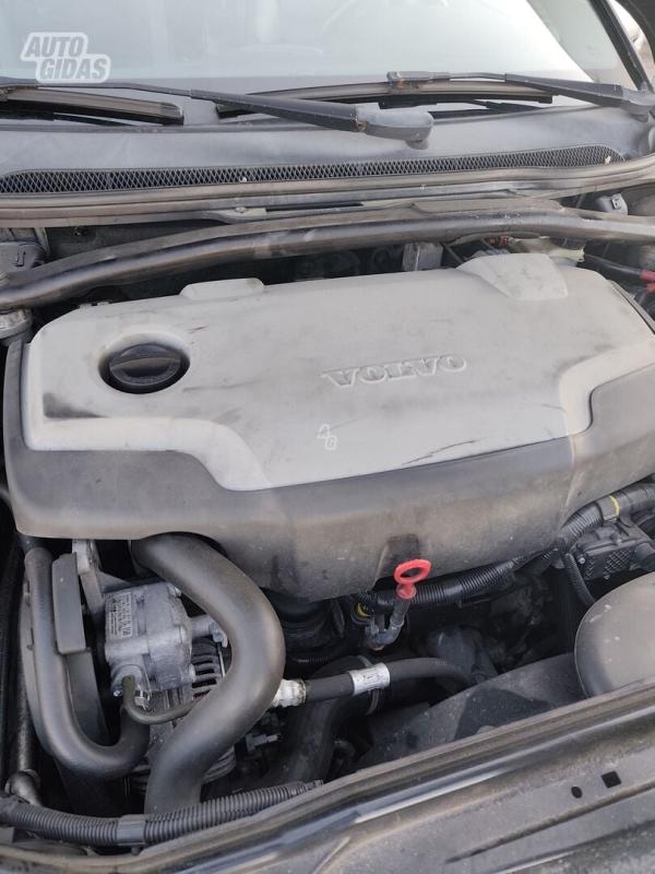 Volvo S60 2008 in Vilnius, with an engine capacity of 2.40 L and mileage of 215 thousand km for 3450 €, photo 5 on AUTOMOTO.COM.LV