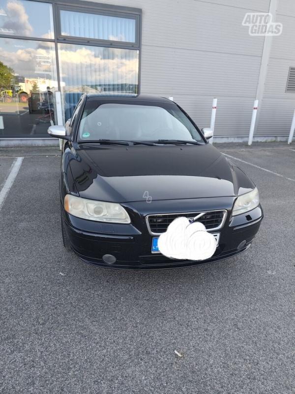 Volvo S60 2008 in Vilnius, with an engine capacity of 2.40 L and mileage of 215 thousand km for 3450 €, photo 10 on AUTOMOTO.COM.LV