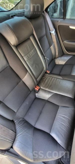 Volvo S60 2008 Dobele, ar dzinēja tilpumu 2.40 L un nobraukumu 281 tūkst. km par 2350 €, foto 18 vietnē AUTOMOTO.COM.LV