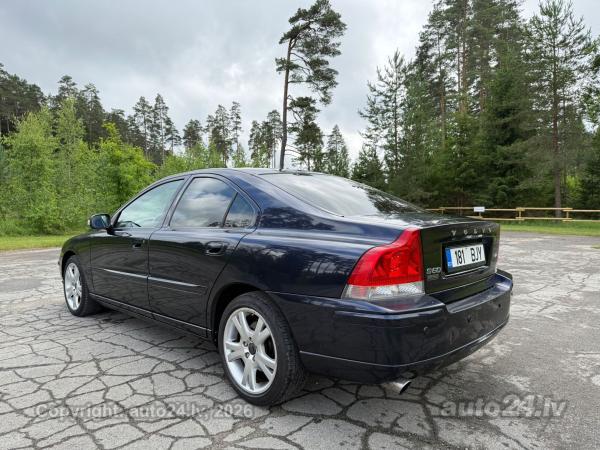 Volvo S60 2008 in Tallinn, with an engine capacity of 2.40 L and mileage of 320 thousand km for 2799 €, photo 7 on AUTOMOTO.COM.LV