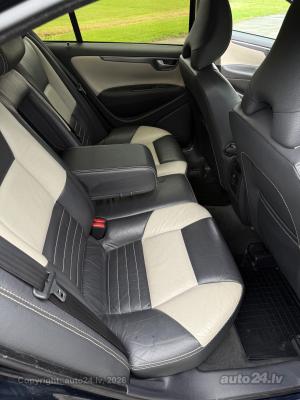 Volvo S60 2008 in Tallinn, with an engine capacity of 2.40 L and mileage of 320 thousand km for 2799 €, photo 13 on AUTOMOTO.COM.LV