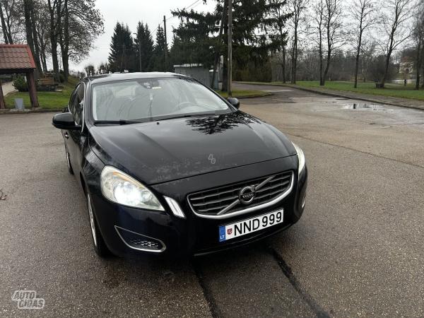 Volvo S60 2010 in Kelme, with an engine capacity of 2.00 L and mileage of 380 thousand km for 5200 €, photo 2 on AUTOMOTO.COM.LV
