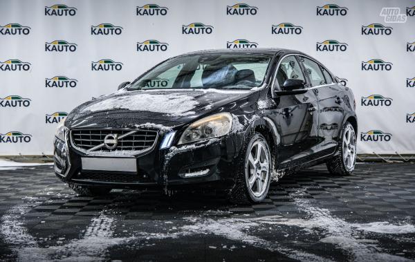 Volvo S60 2010 Kauņa, ar dzinēja tilpumu 2.00 L un nobraukumu 318 tūkst. km par 5990 €, foto 1 vietnē AUTOMOTO.COM.LV