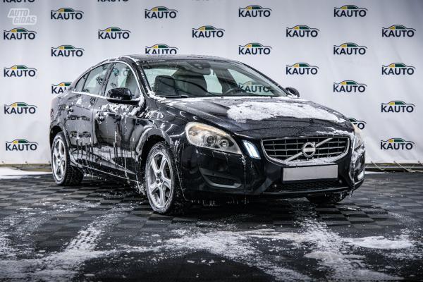Volvo S60 2010 in Kaunas, with an engine capacity of 2.00 L and mileage of 318 thousand km for 5990 €, photo 2 on AUTOMOTO.COM.LV