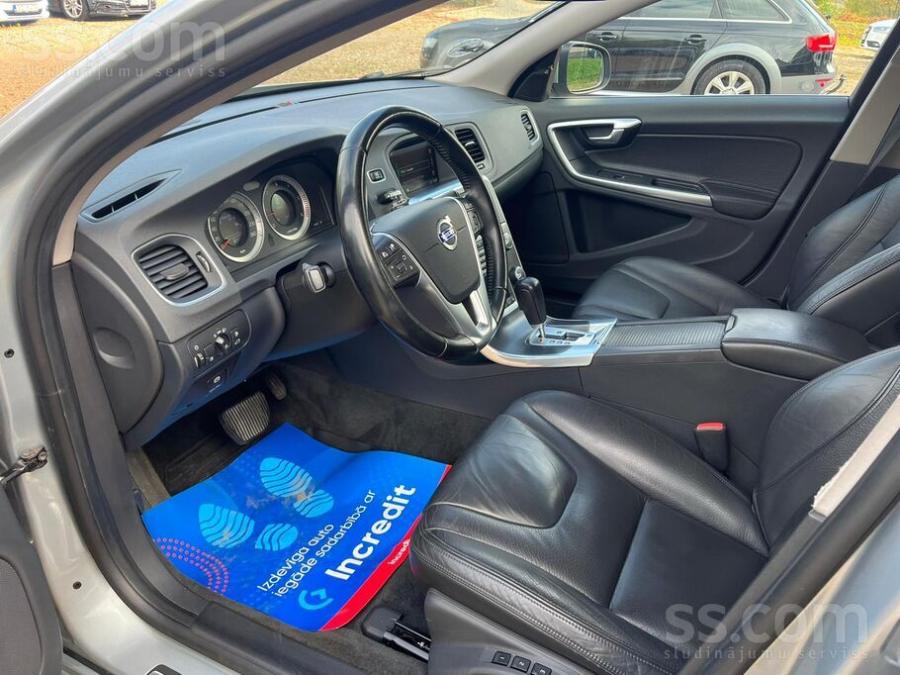 Volvo S60 2010 Kuldīga, ar dzinēja tilpumu 2.00 L un nobraukumu 341 tūkst. km par 5790 €, foto 10 vietnē AUTOMOTO.COM.LV