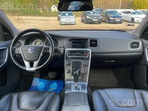 Volvo S60 2010 Kuldīga, ar dzinēja tilpumu 2.00 L un nobraukumu 341 tūkst. km par 5790 €, foto 15 vietnē AUTOMOTO.COM.LV