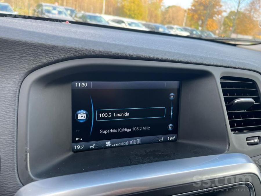 Volvo S60 2010 Kuldīga, ar dzinēja tilpumu 2.00 L un nobraukumu 341 tūkst. km par 5790 €, foto 18 vietnē AUTOMOTO.COM.LV