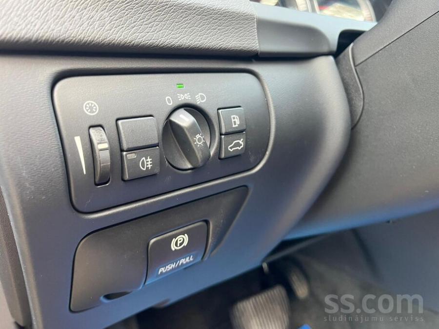 Volvo S60 2010 Kuldīga, ar dzinēja tilpumu 2.00 L un nobraukumu 341 tūkst. km par 5790 €, foto 24 vietnē AUTOMOTO.COM.LV