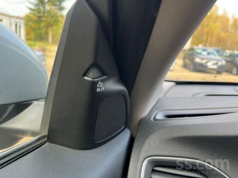 Volvo S60 2010 Kuldīga, ar dzinēja tilpumu 2.00 L un nobraukumu 341 tūkst. km par 5790 €, foto 25 vietnē AUTOMOTO.COM.LV