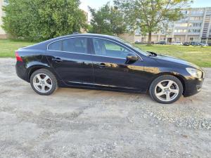 Volvo S60 2010 Kelmė, ar dzinēja tilpumu 1.98 L un nobraukumu 388 tūkst. km par 4600 €, foto 6 vietnē AUTOMOTO.COM.LV