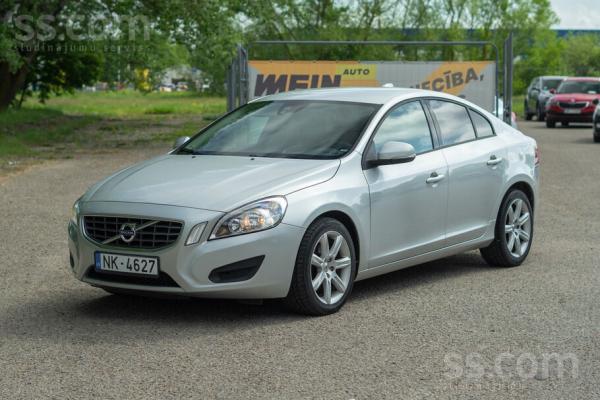 Volvo S60 2011 Liepāja, ar dzinēja tilpumu 2.00 L un nobraukumu 325 tūkst. km par 5000 €, foto 3 vietnē AUTOMOTO.COM.LV