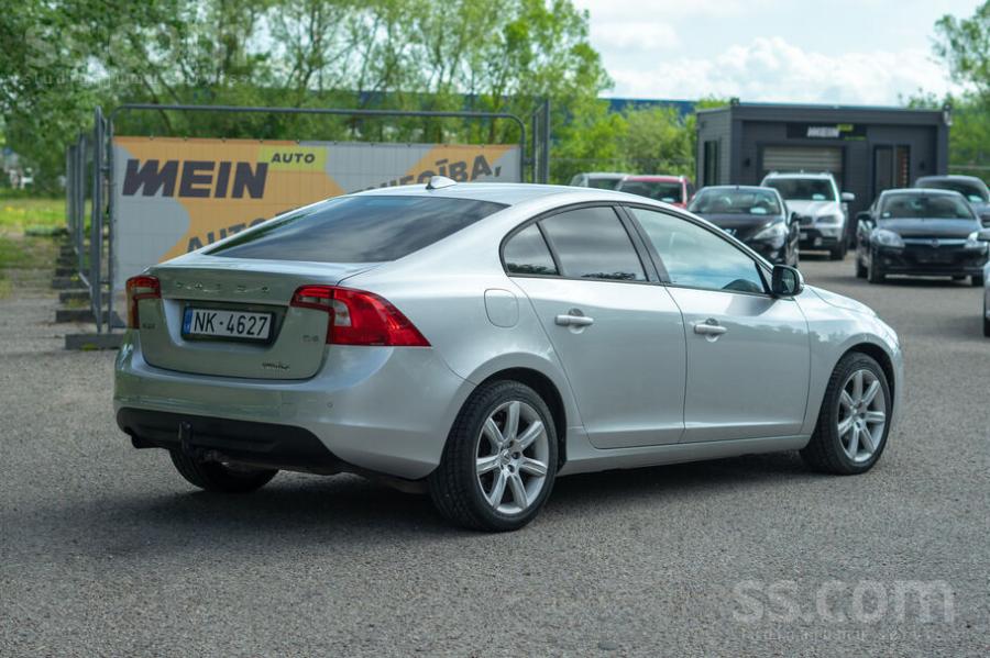 Volvo S60 2011 Liepāja, ar dzinēja tilpumu 2.00 L un nobraukumu 325 tūkst. km par 5000 €, foto 6 vietnē AUTOMOTO.COM.LV