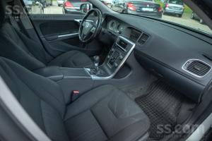 Volvo S60 2011 Liepāja, ar dzinēja tilpumu 2.00 L un nobraukumu 325 tūkst. km par 5000 €, foto 12 vietnē AUTOMOTO.COM.LV