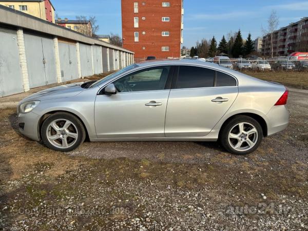 Volvo S60 2011 in Tallinn, with an engine capacity of 2.00 L and mileage of 202 thousand km for 5400 €, photo 7 on AUTOMOTO.COM.LV
