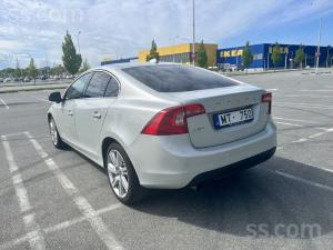 Volvo S60 2011 in Riga, with an engine capacity of 2.00 L and mileage of 180 thousand km for 5800 €, photo 5 on AUTOMOTO.COM.LV