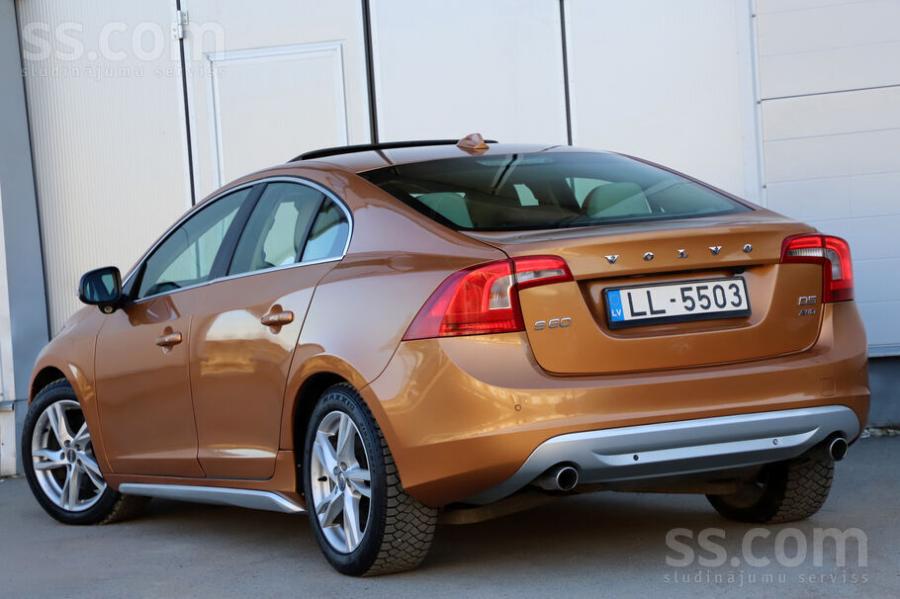 Volvo S60 2011 Tukums, ar dzinēja tilpumu 2.40 L un nobraukumu 270 tūkst. km par 6990 €, foto 6 vietnē AUTOMOTO.COM.LV