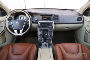 Volvo S60 2011 Tukums, ar dzinēja tilpumu 2.40 L un nobraukumu 270 tūkst. km par 6990 €, foto 7 vietnē AUTOMOTO.COM.LV