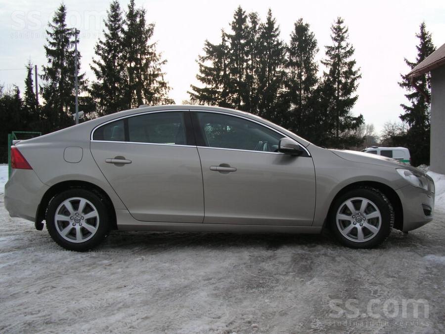 Volvo S60 2011 in Riga, with an engine capacity of 2.40 L and mileage of 0 thousand km for 8150 €, photo 8 on AUTOMOTO.COM.LV