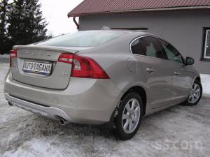 Volvo S60 2011 in Riga, with an engine capacity of 2.40 L and mileage of 0 thousand km for 8150 €, photo 11 on AUTOMOTO.COM.LV