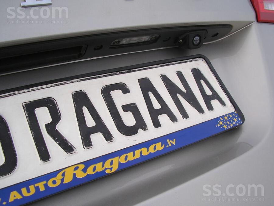 Volvo S60 2011 in Riga, with an engine capacity of 2.40 L and mileage of 0 thousand km for 8150 €, photo 26 on AUTOMOTO.COM.LV