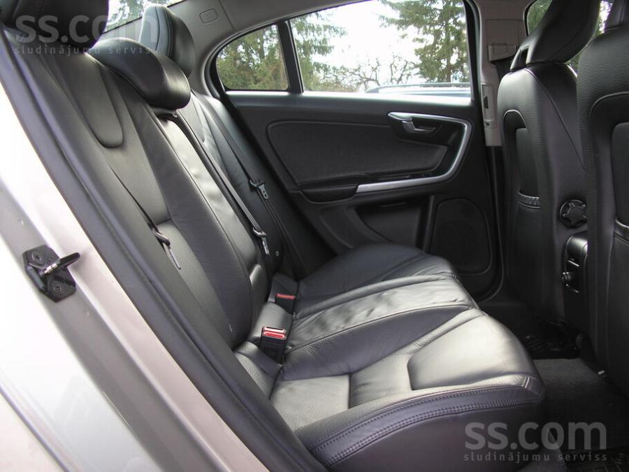 Volvo S60 2011 in Riga, with an engine capacity of 2.40 L and mileage of 0 thousand km for 8150 €, photo 27 on AUTOMOTO.COM.LV