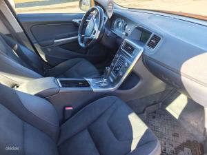 Volvo S60 2011 Narva, ar dzinēja tilpumu 2.00 L un nobraukumu 156 tūkst. km par 7500 €, foto 15 vietnē AUTOMOTO.COM.LV