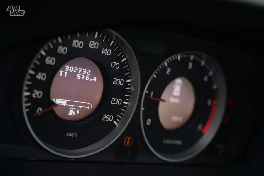 Вольво С60 2011 в Лаздияй, объемом двигателя 1.60 л и пробегом 303 тыс. км за 5300 €, фото 16 на AUTOMOTO.COM.LV