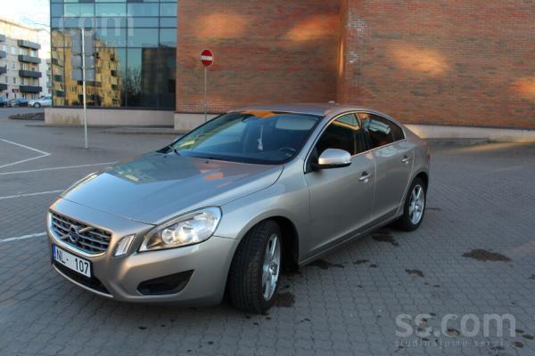 Volvo S60 2012 in Saldus, with an engine capacity of 1.60 L and mileage of 297 thousand km for 6380 €, photo 1 on AUTOMOTO.COM.LV
